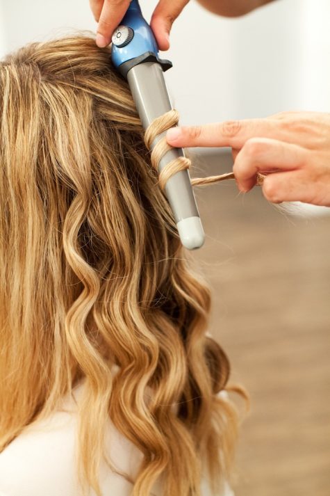 Beach Waves Hair Tutorial. - The Stripe