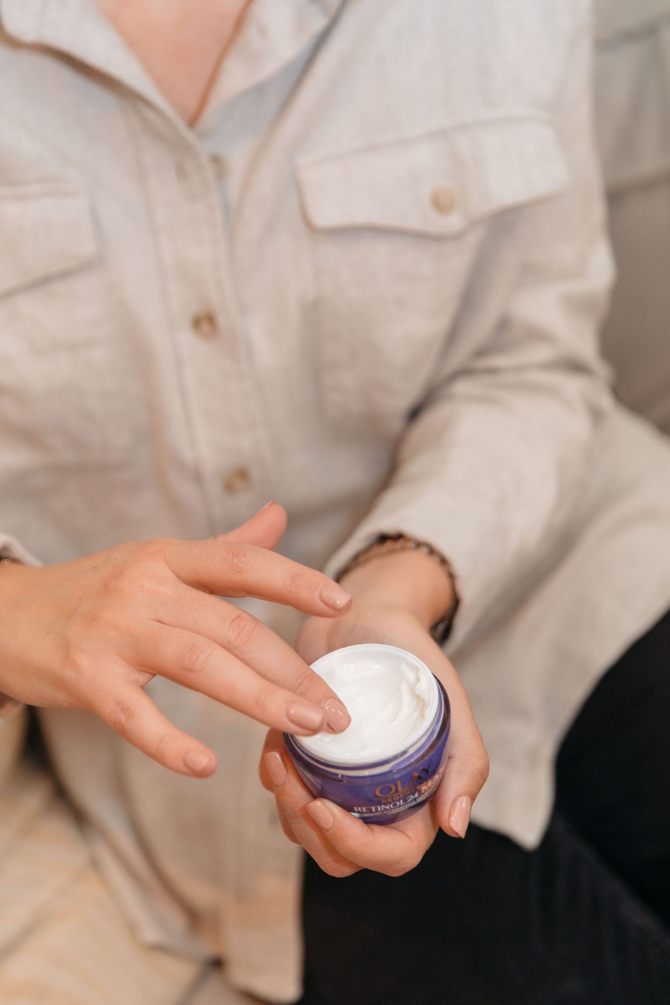 Olay Retinol24 MAX Moisturizer Review! - The Stripe